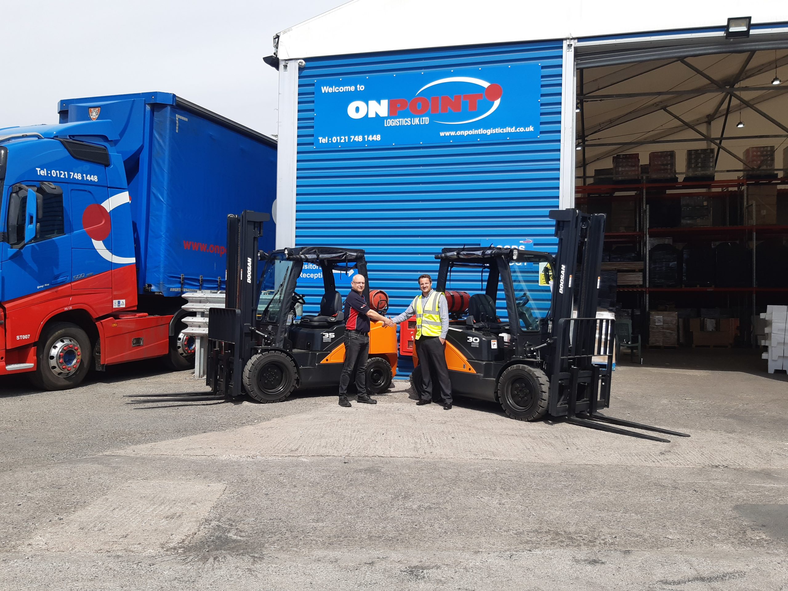 Solihull Transport and Onpoint Logistics with West Mercia and Doosan